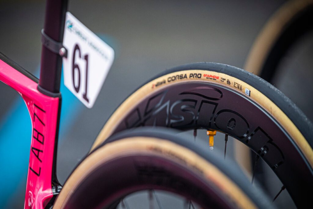 Vittoria Corsa Pro TLR : le pneu le plus rapide jamais développé