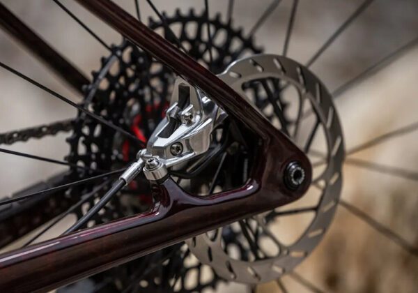 La 3ème gén des VTT semi-rigides Trek Procaliber se dévoile
